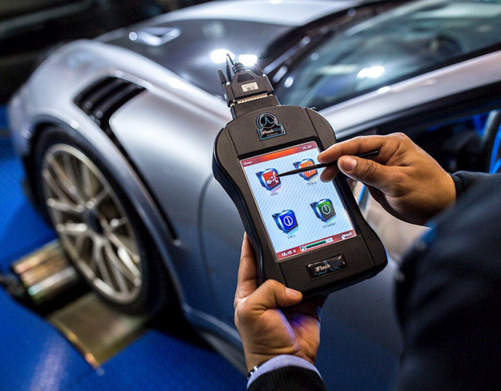 Top Electric Vehicle Truck Manufacturers – IAT Middle East